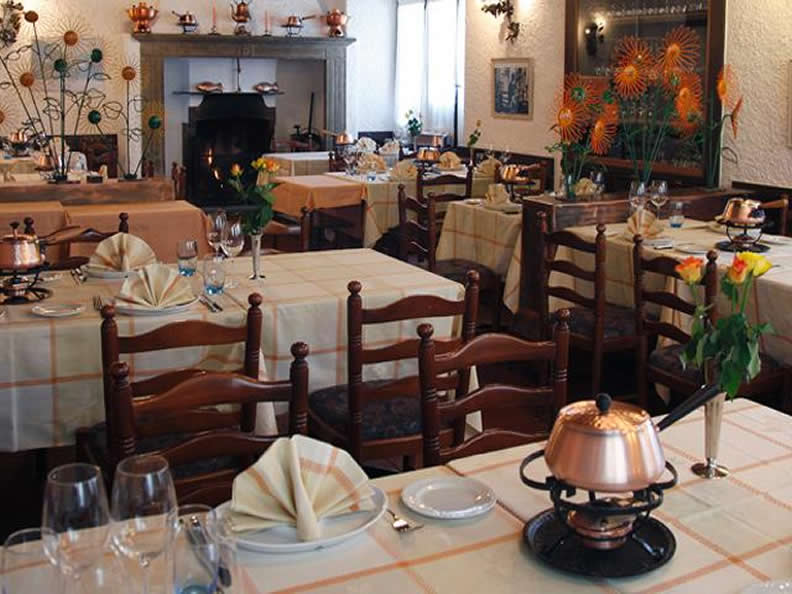 Albergo Ristorante Svizzero - Ticino.ch
